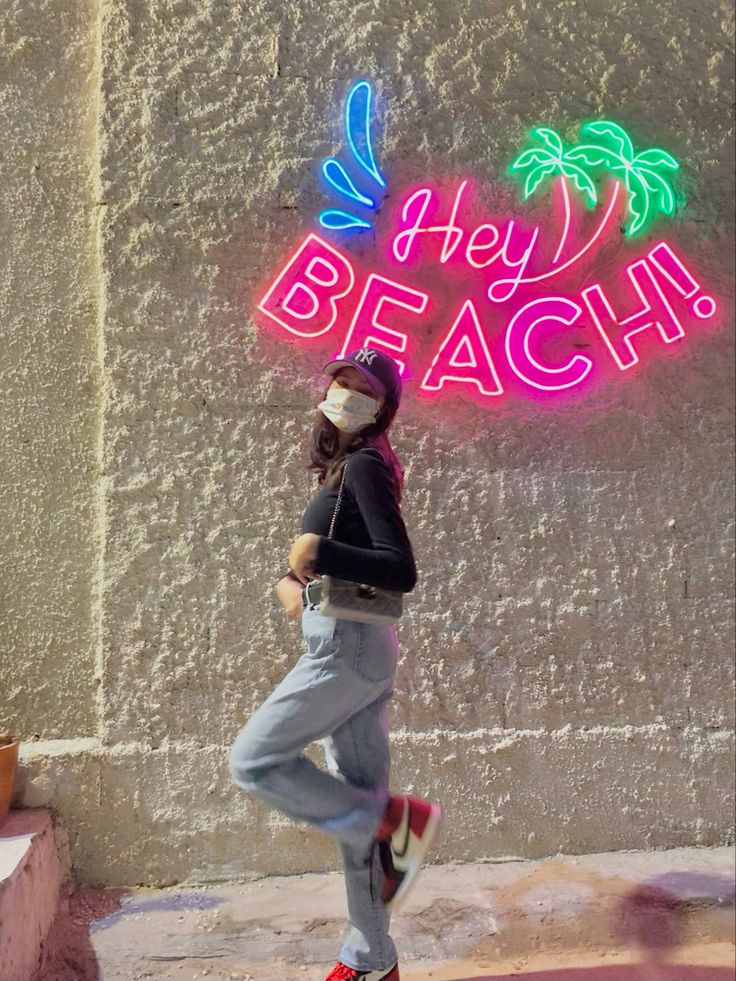 Hey Beach LED Neon Sign – Kalakaar Indiaa