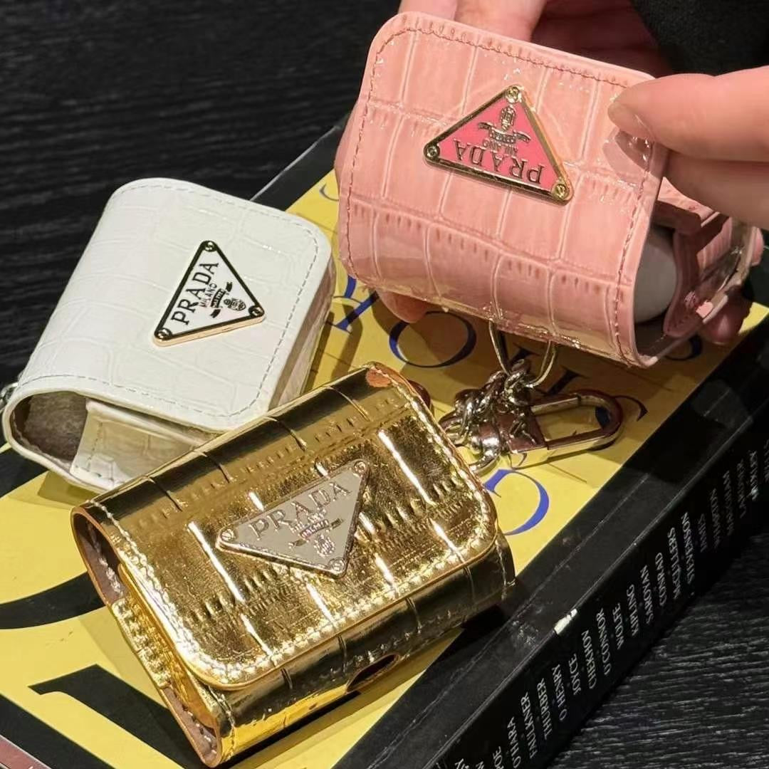 Luxury Branded Croc Leather Case For Airpod With Charm – Kalakaar Indiaa