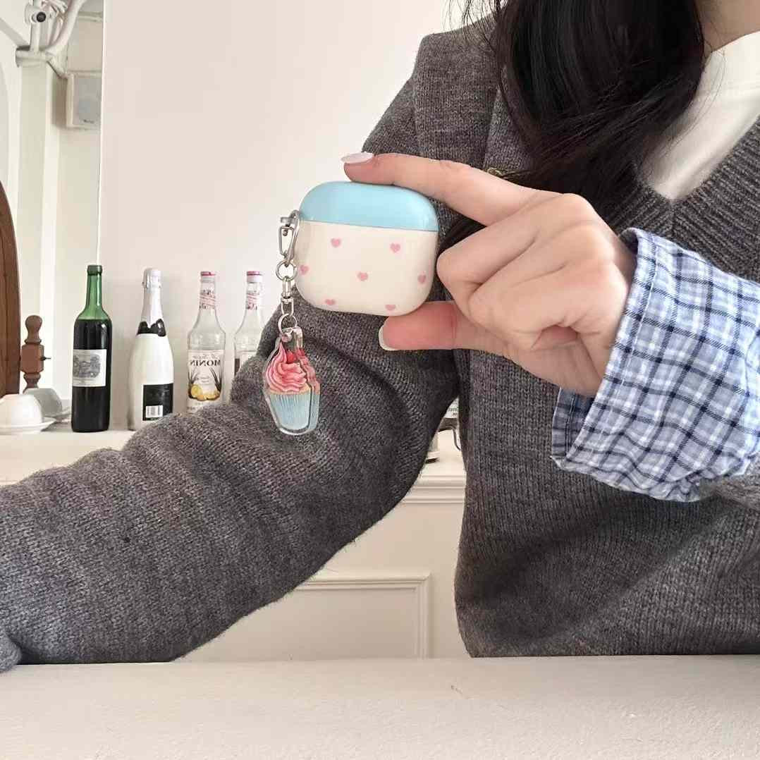 Heart Pattern Airpod Case With Ice Cream Charm – Kalakaar Indiaa